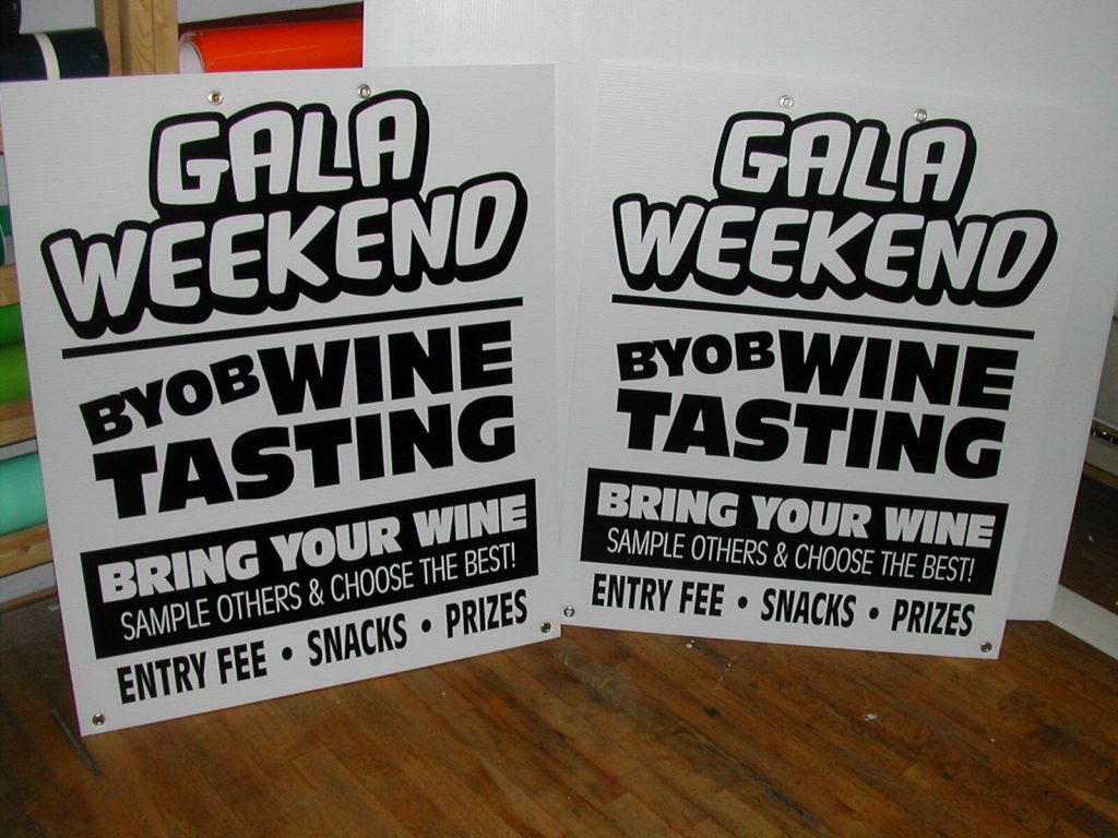 Single Plastic Outdoor Signs 4mm-Corrugated