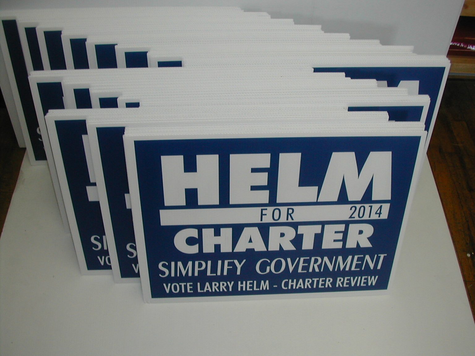 Single Plastic Outdoor Signs 4mm-Corrugated